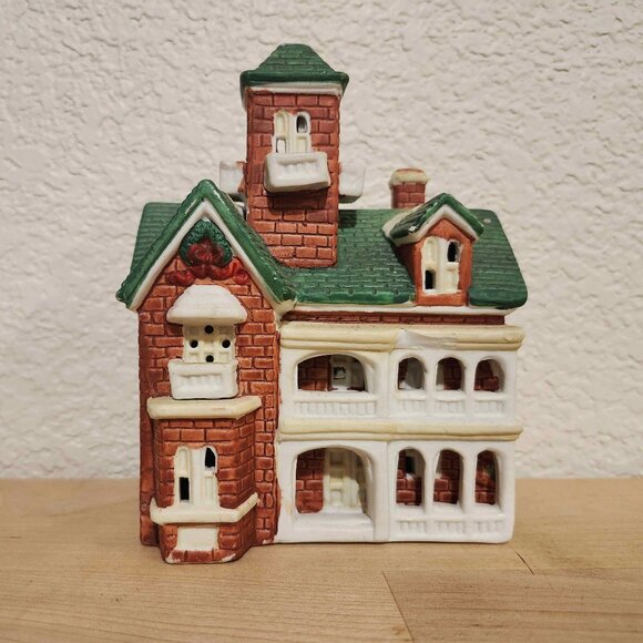 Santa'S Best | Holiday | Santas Best Christmas Village House Ceramic ...